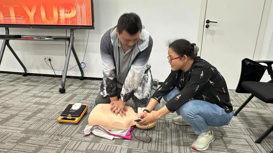 城资公司开展心肺复苏急救及AED使用技能培训 - 翠亨集团门户网站